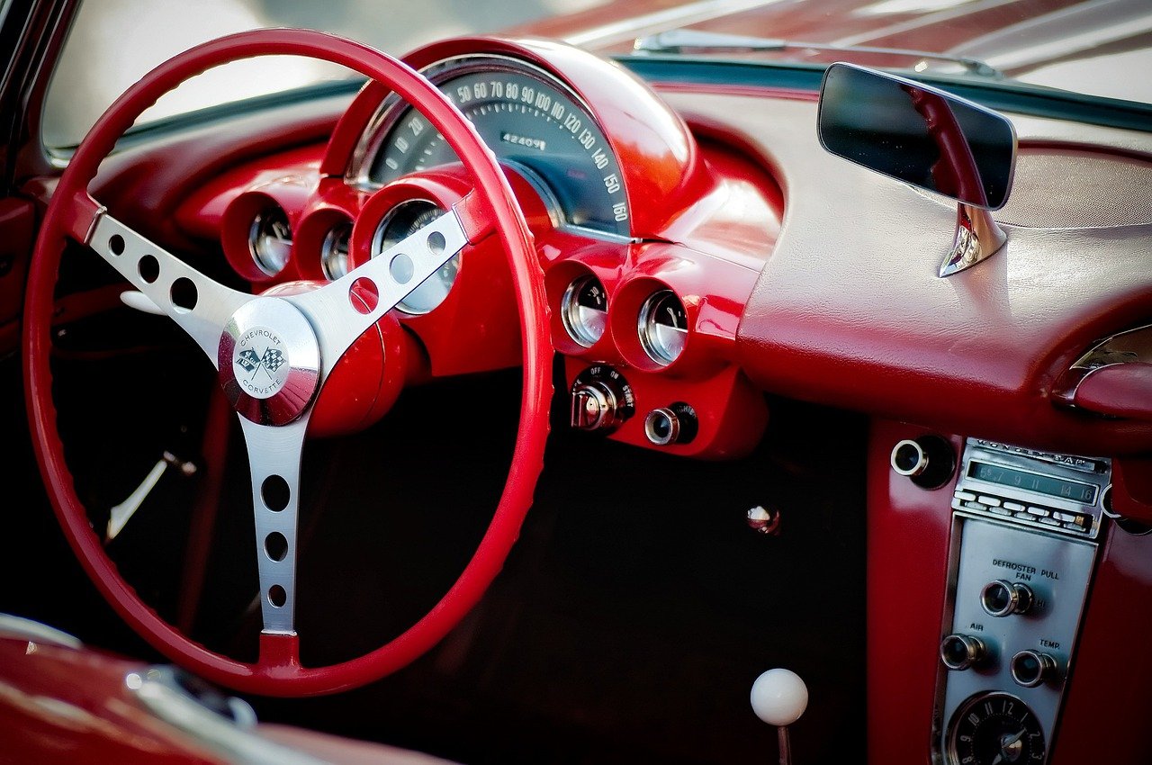 La storia della sportiva Chevrolet Corvette dagli anni 60 a oggi